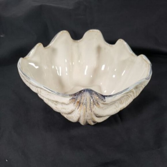 Pottery Barn | Dining | Pottery Barn Under The Sea Clam Shell Bowl 75 ...